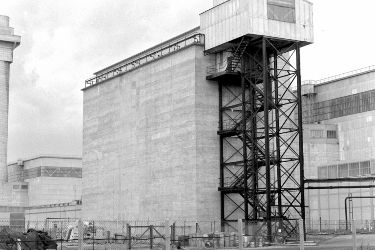 Windscale: From Nuclear Pioneer to Decommissioning Landmark – Cleaning ...